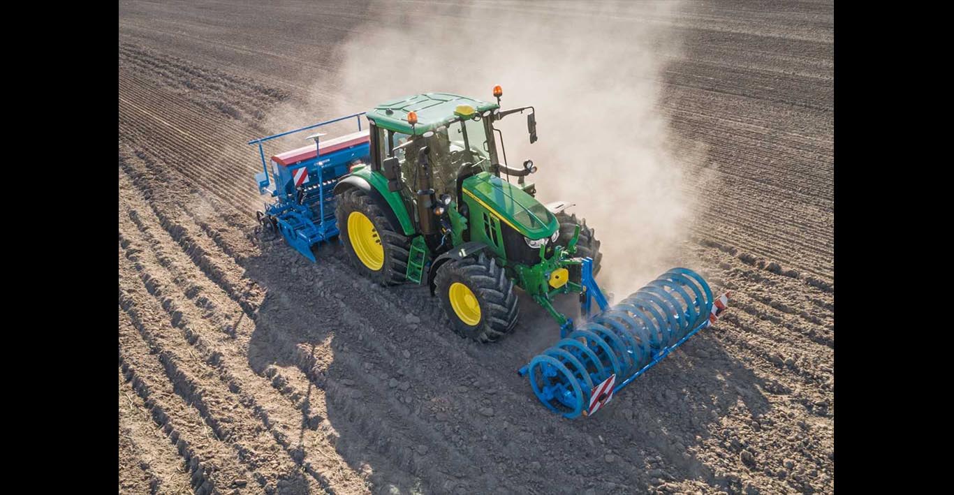 Comfortable power in a compact package - Agro World Tarım Dünyası Dergisi