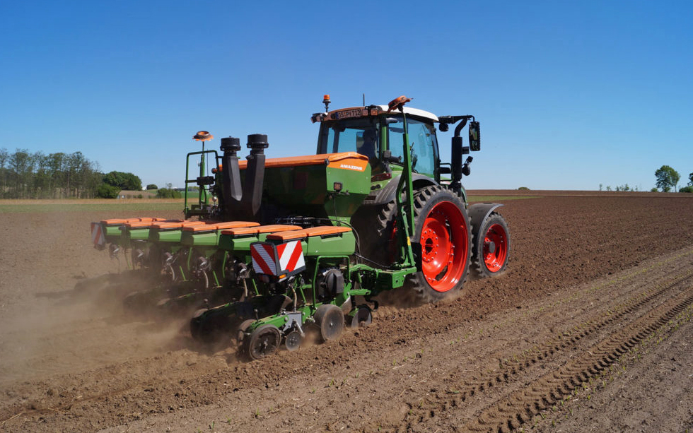 Controlled Row Farming Wins Agrifuture Concept Award - Agro World Tarım ...