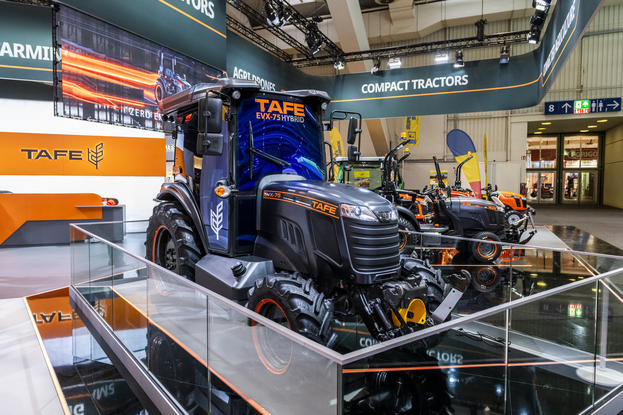 TAFE, Agritechnica 2025’te EVX75 Elektrikli Hibrit Traktörünü tanıttı ...
